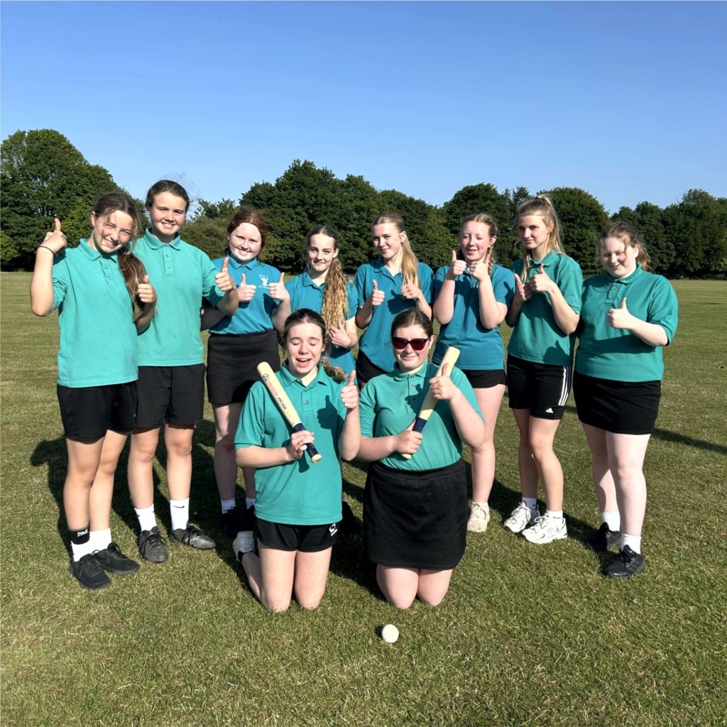 Year 8 and Year 9 Rounders Teams are crowned SLAT Summer Games Winners – Giles Academy